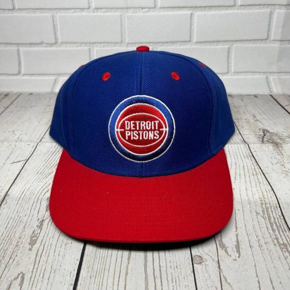 adidas | Accessories | Vintage Detroit Pistons Nba Adidas Hat Snapback ...